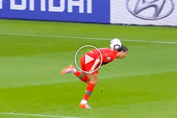 Video: Cristiano Ronaldo LEGENDARY Goals